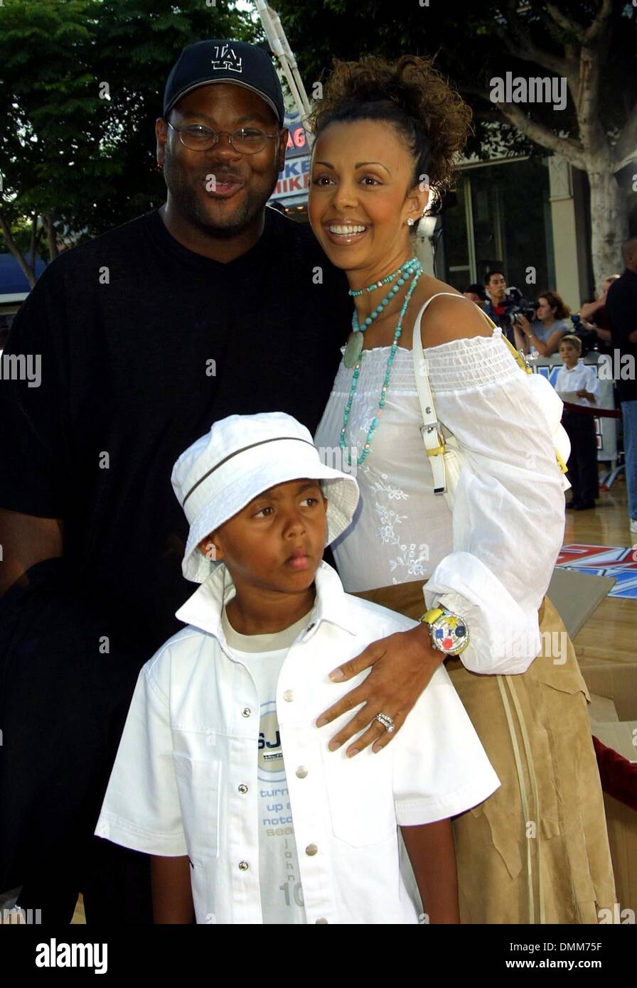 July 1, 2002 - Los Angeles, CALIFORNIA, USA - JIMMY JAM, WIFE LISA, SON ...