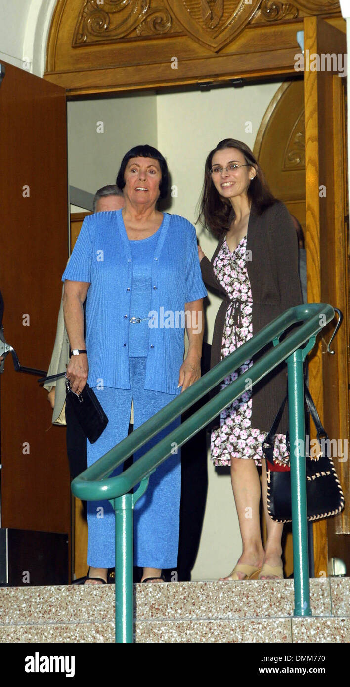 July 4, 2002 - Beverly Hills, CALIFORNIA, USA - KEELY SMITH..MEMORIAL ...