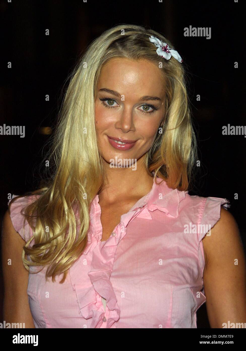 July 26, 2002 - West Hollywood, CALIFORNIA, USA - JENNIFER GAREIS ...