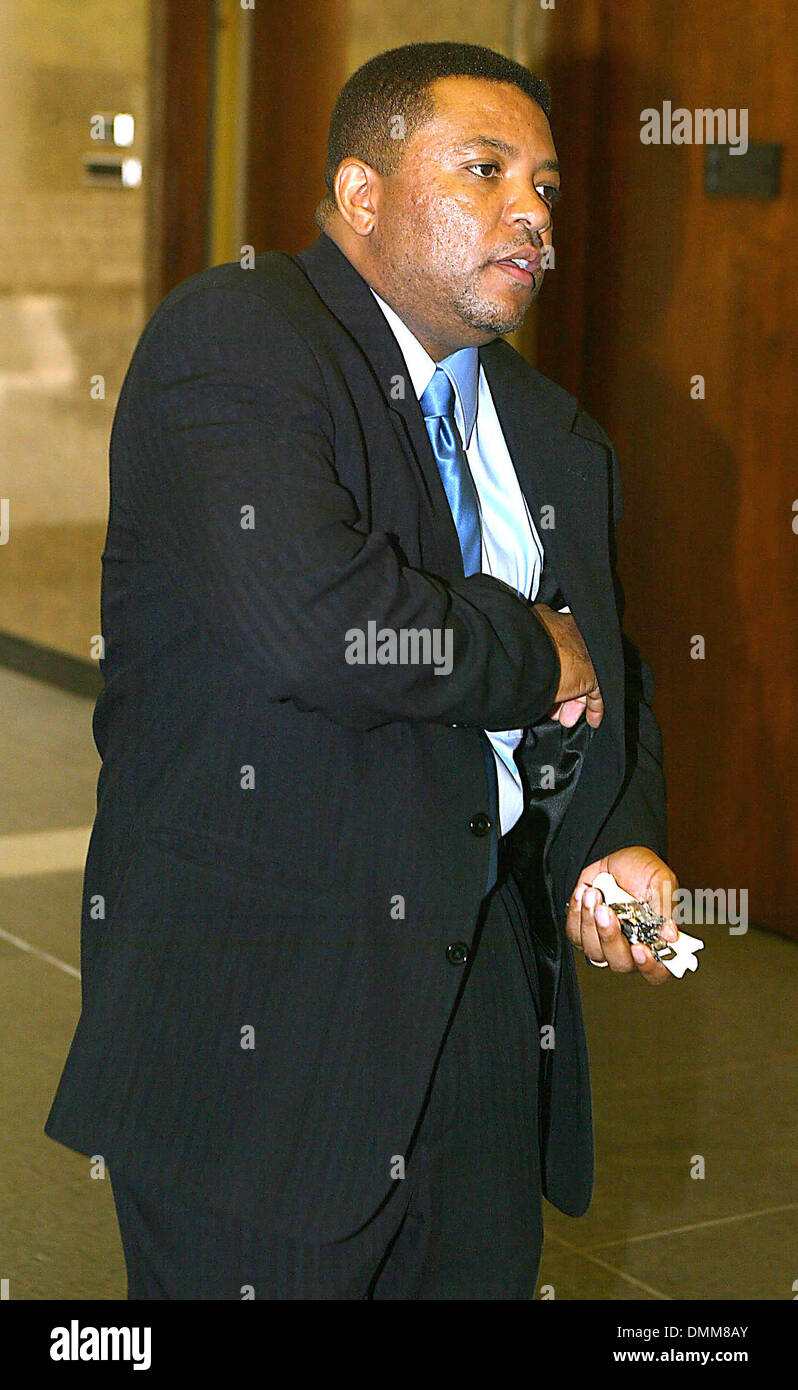 Dec. 27, 2002 - Beverly Hills, CALIFORNIA, USA - KEN EVANS.SECURITY ...