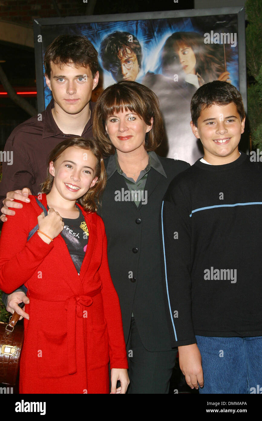 Nov. 16, 2002 - Los Angeles, CALIFORNIA, USA - PATRICIA RICHARDSON AND ...