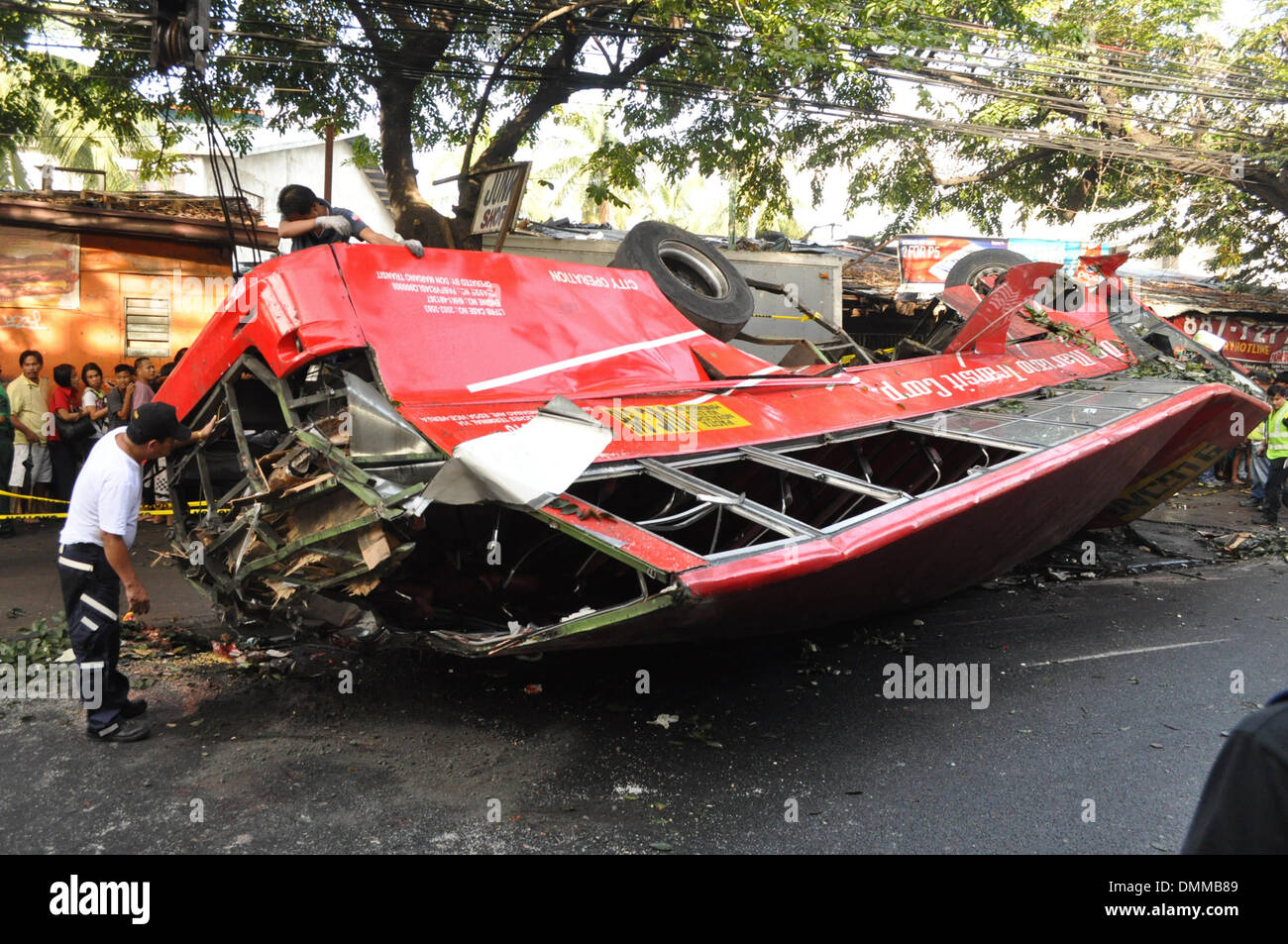 Manila, Philippines. 16th Dec, 2013. MANILA, Philippines - Authorities ...