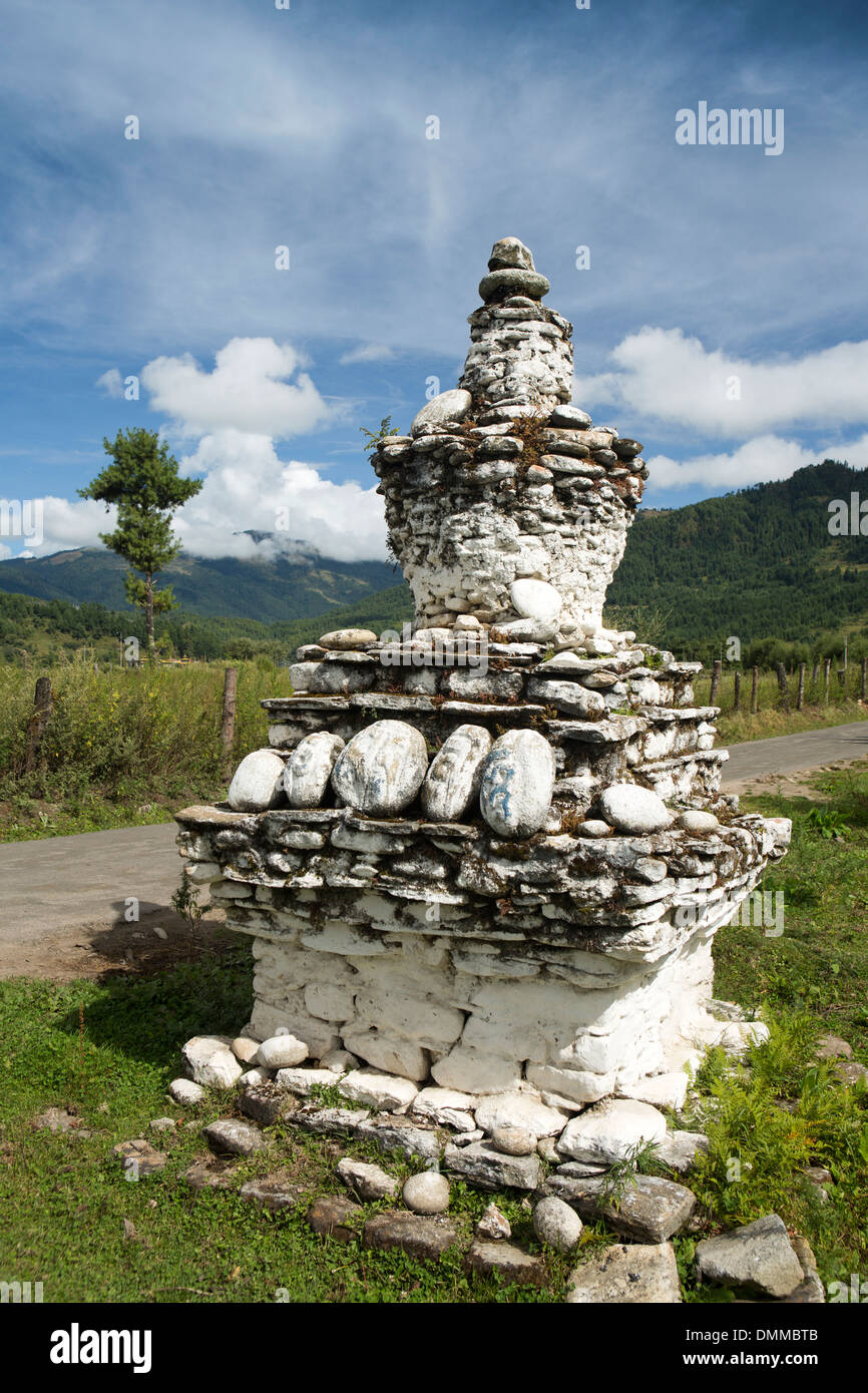 Bhutan, Bumthang Valley, Jambey old whitewashed stone chorten in rural ...