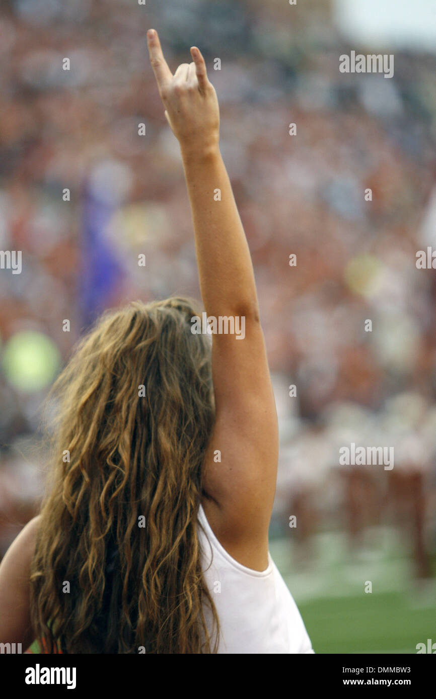 Hook em horns hi-res stock photography and images - Alamy