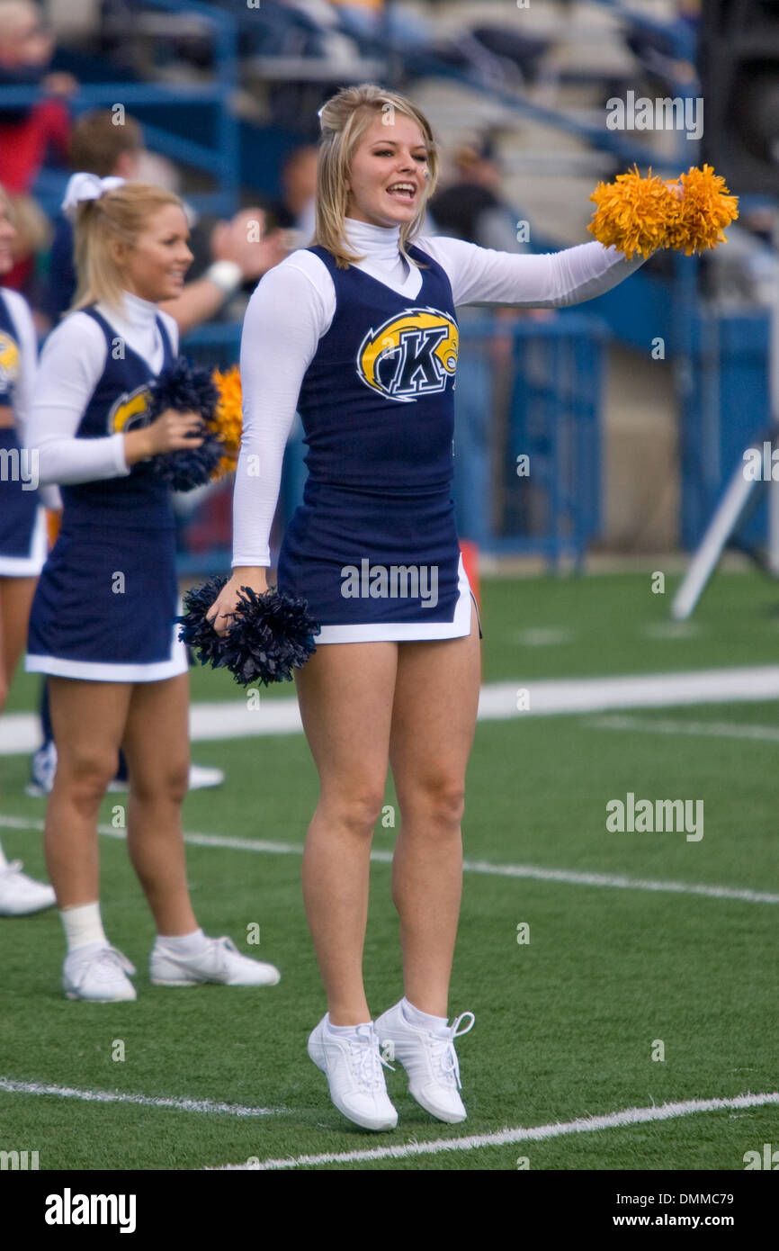 10 October 2009: A Kent State cheerleader prior to the NCAA college ...