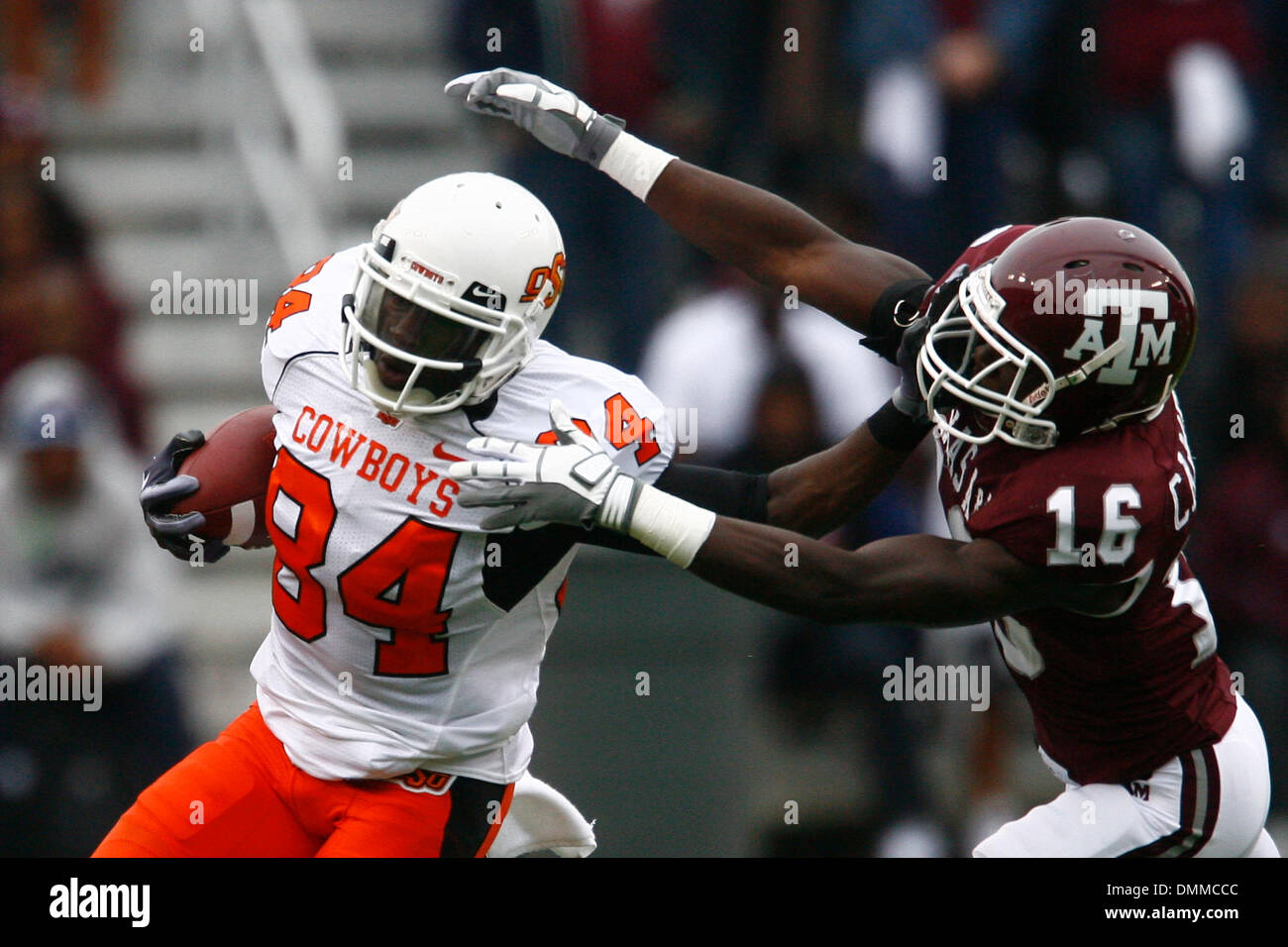 10 October 2009: Hubert Anyiam (#84) of the Oklahoma State University ...