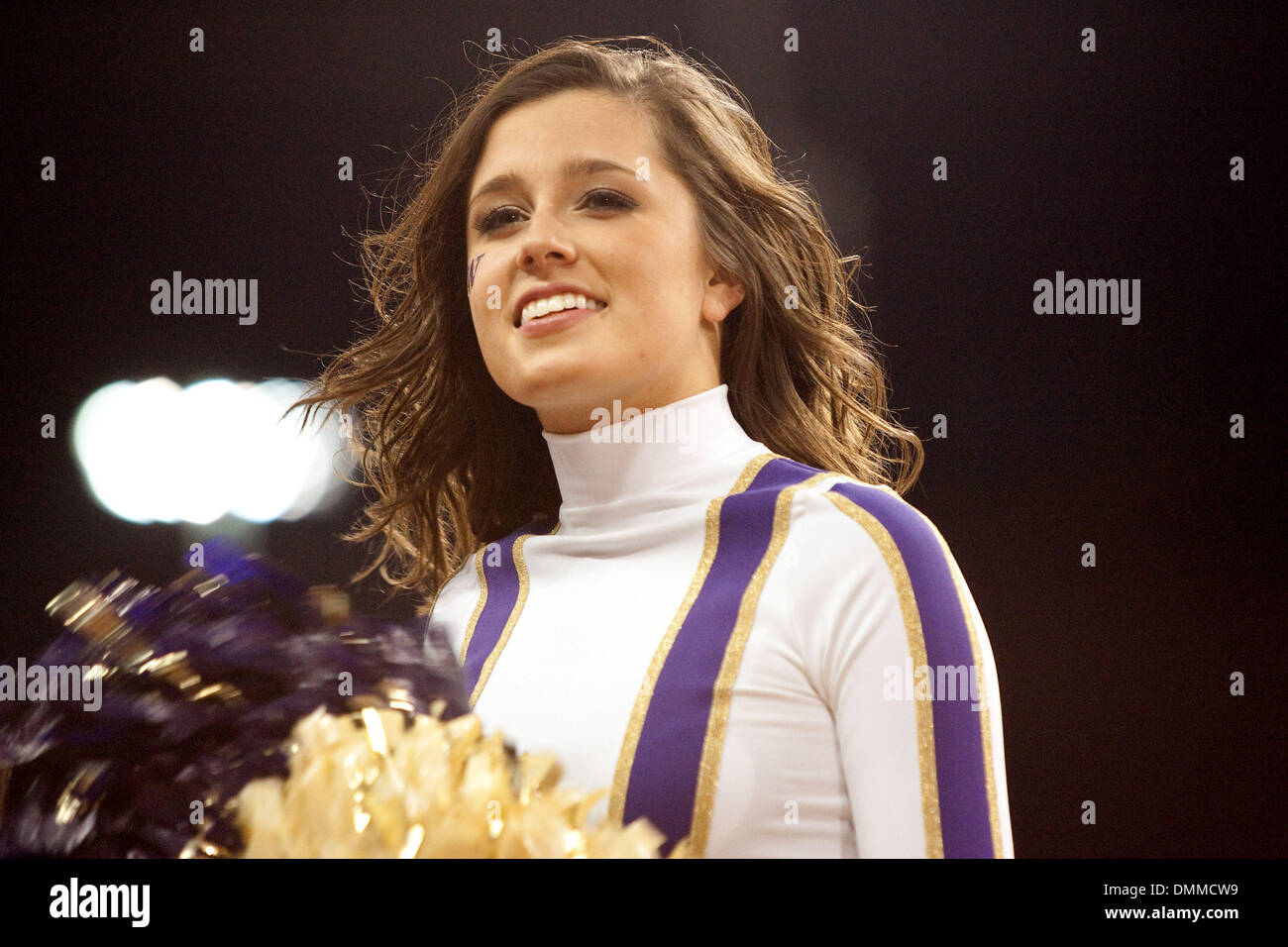 10 October 2009: A Washington cheerleader during the second half of the ...