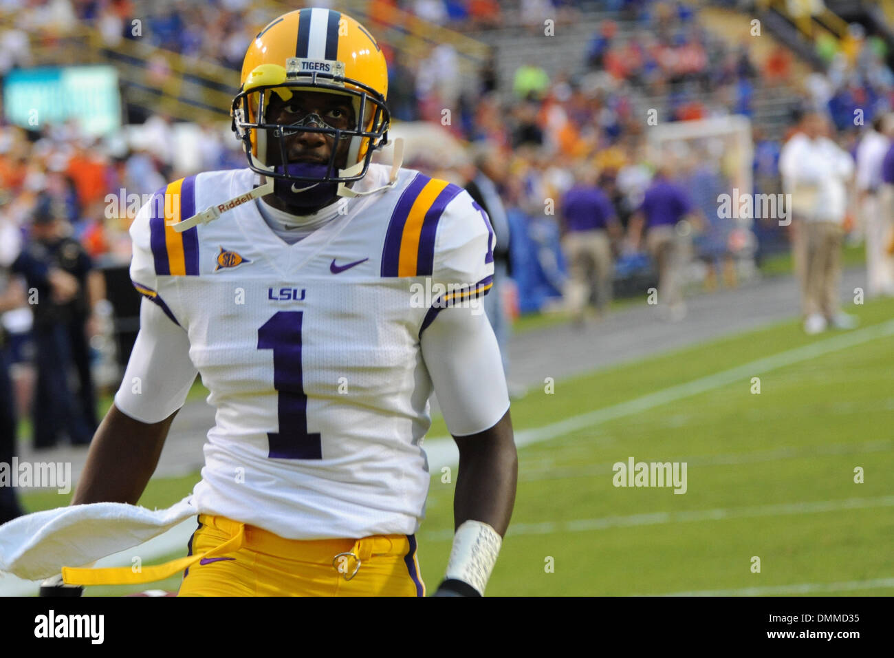 10 October 2009: LSU wide receiver #1, Brandon Lafell, goes through pre ...