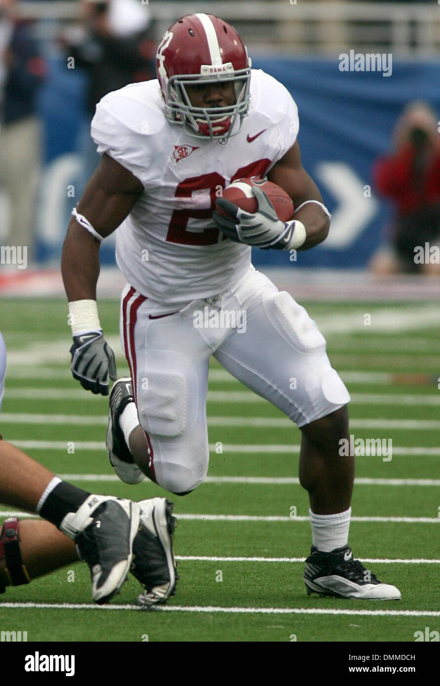 10 October 2009: Alabama RB Mark Ingram (22) during game action. The ...