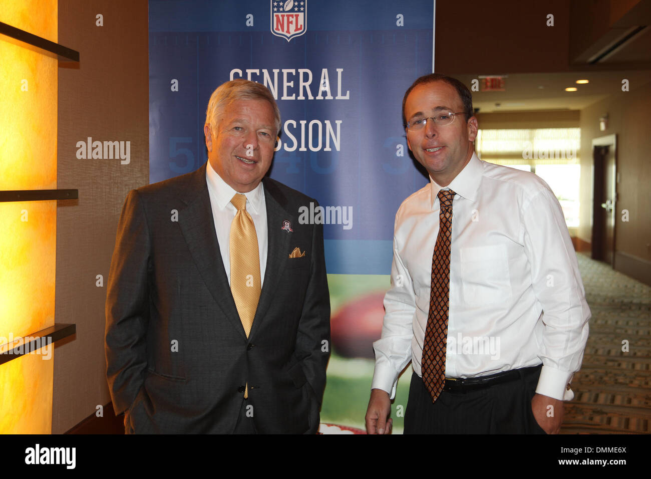 Robert kraft hi-res stock photography and images - Alamy