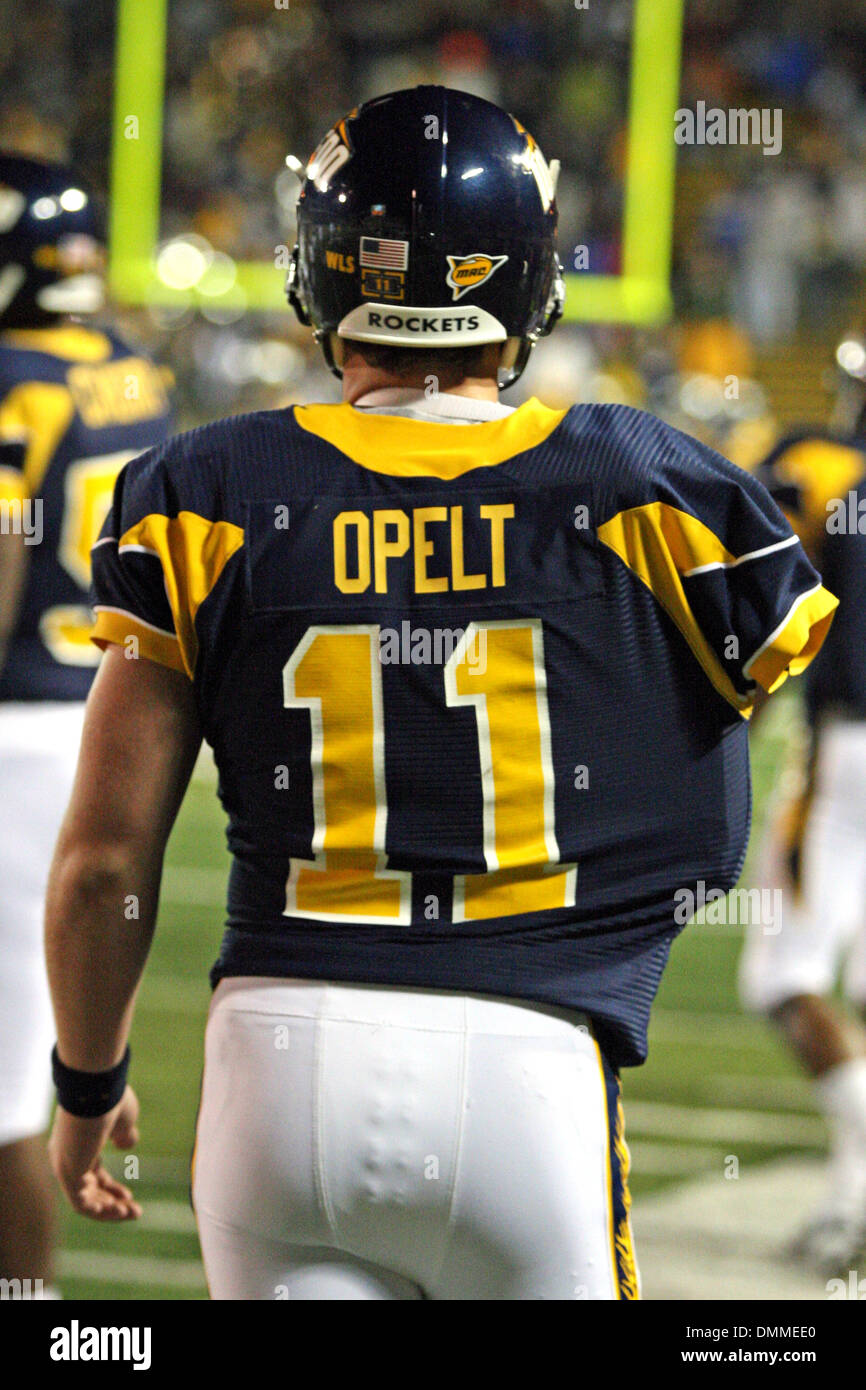 10 October 2009: Toledo rocket starting quarterback Aaron Opelt (11 ...