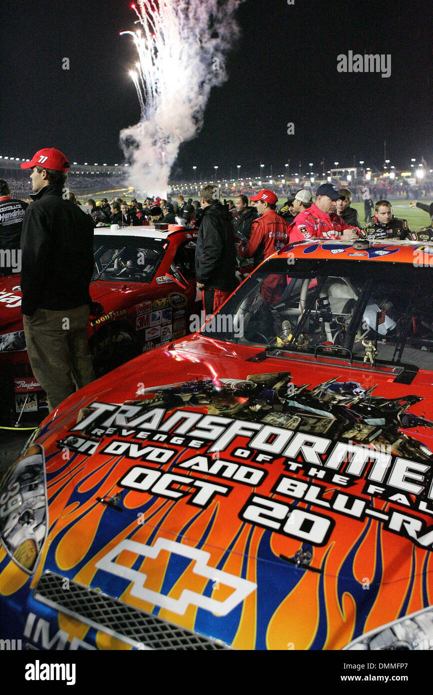 Oct 17, 2009 - Charlotte, North Carolina, USA - Driver Ryan Newman's ...