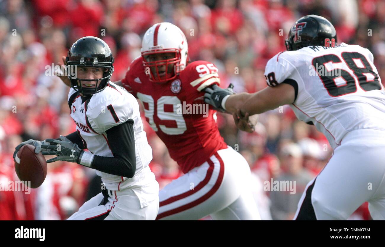 17 October 2009: Texas Tech quarterback Steven Sheffield looks to pass ...