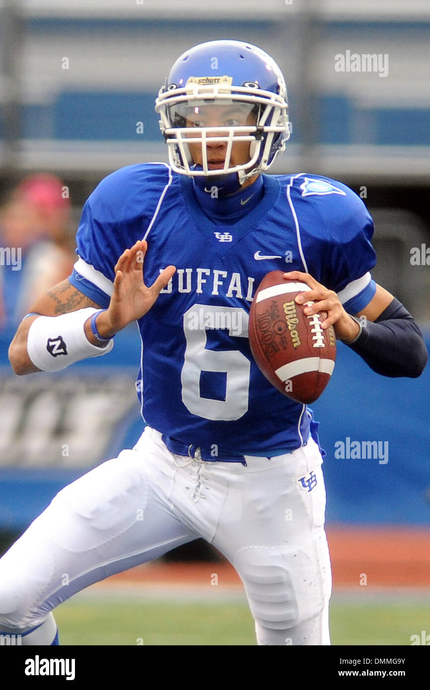 17 October 2009: Buffalo quarterback Zach Maynard (6) looks for an open ...