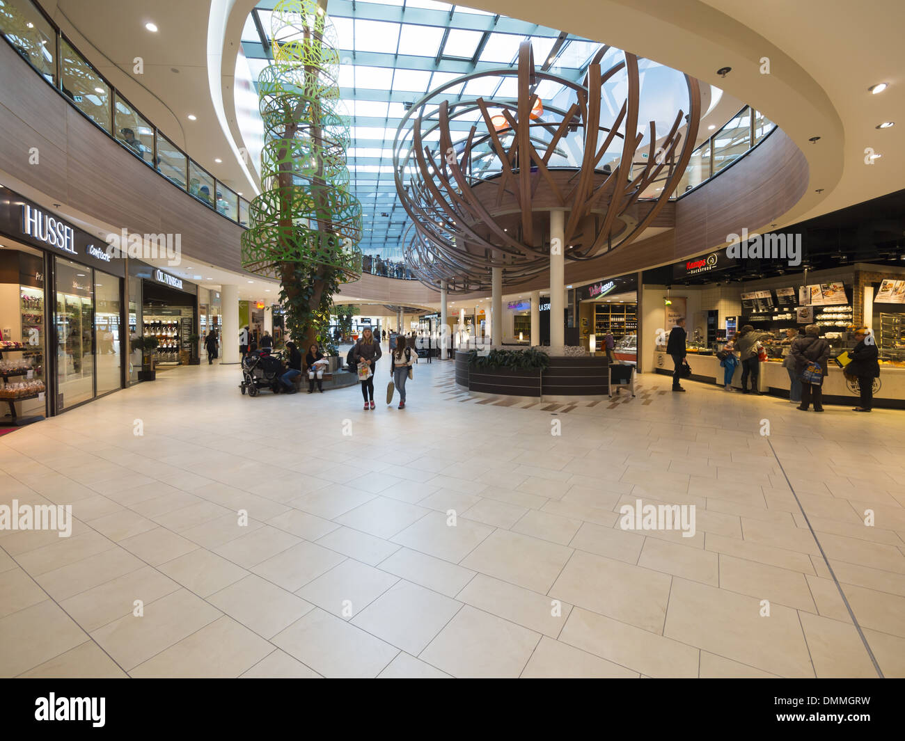 Germany, Hesse, Frankfurt, European Quarter, Skyline Plaza shopping ...