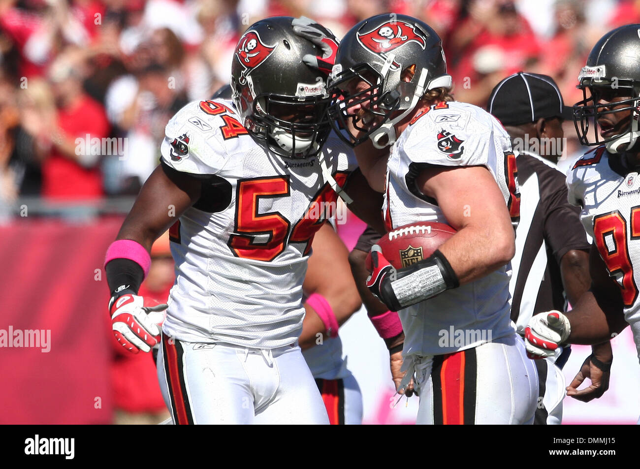 October 18, 2009: Tampa Bay Buccaneers Tampa Bay Buccaneers linebacker ...