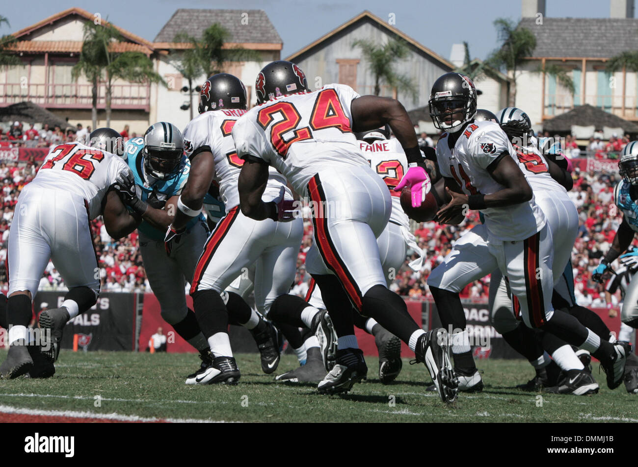 October 18, 2009: Tampa Bay Buccaneers quarterback Josh Johnson #11 ...