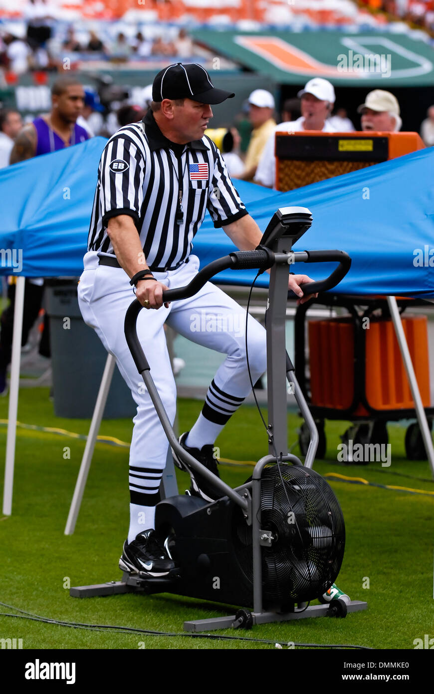 Acc referee hi-res stock photography and images - Alamy