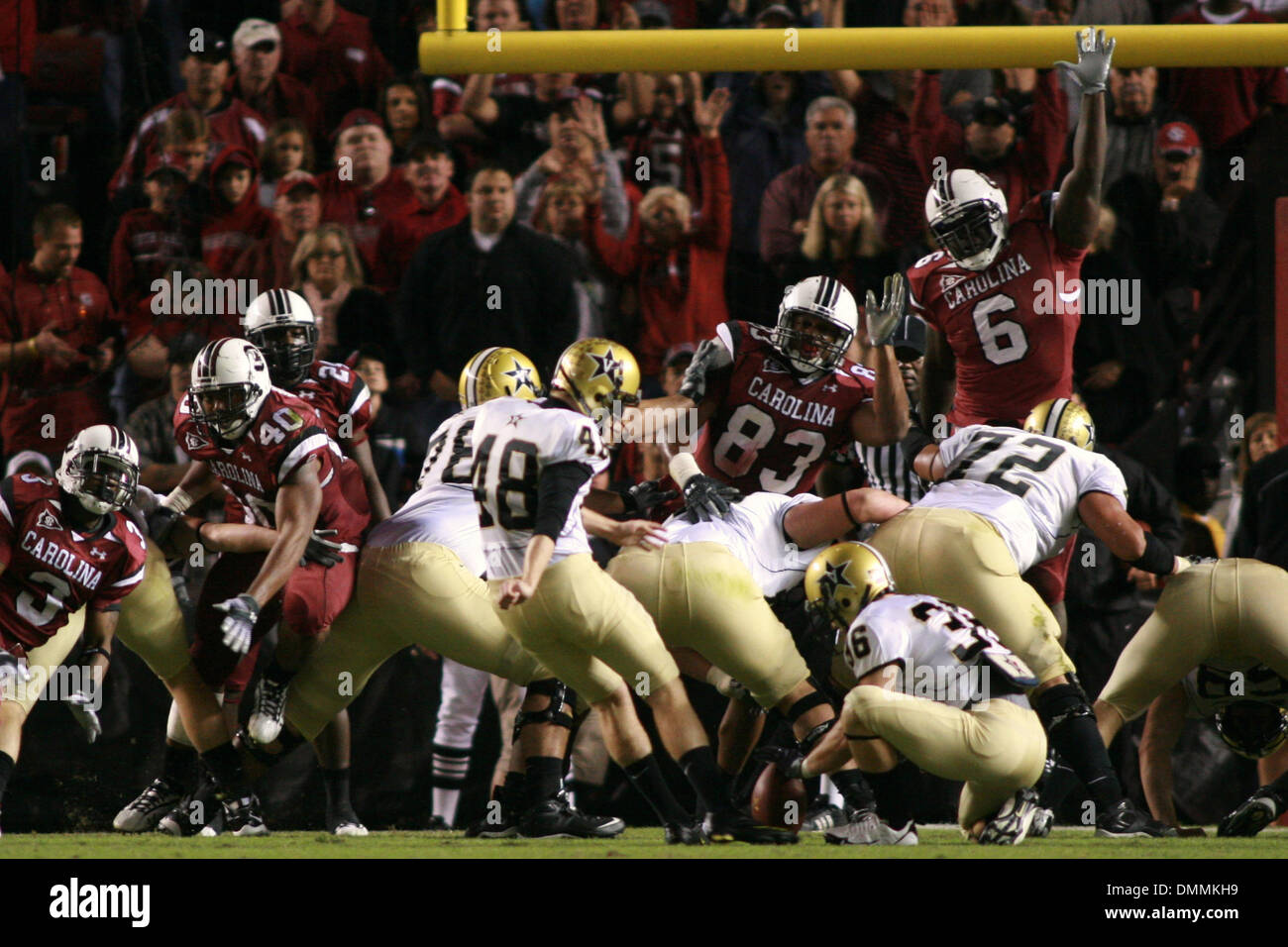 24 October 2009: Vanderbilt kicker Ryan Fowler kicks a 21 yard field ...