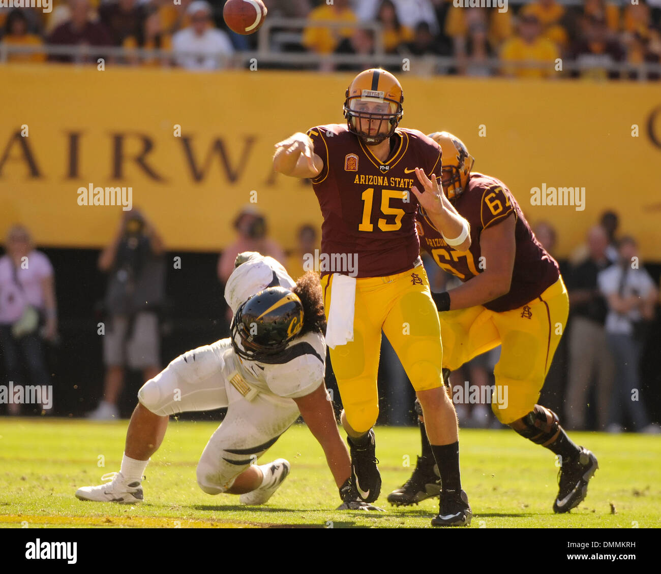 October 31, 2009: Arizona State quarterback Danny Sullivan (15) in ...