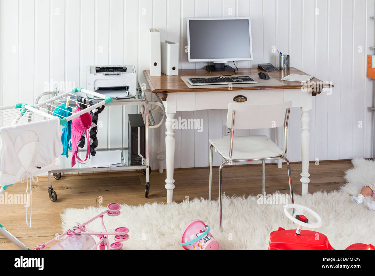 Messy home office Stock Photo - Alamy