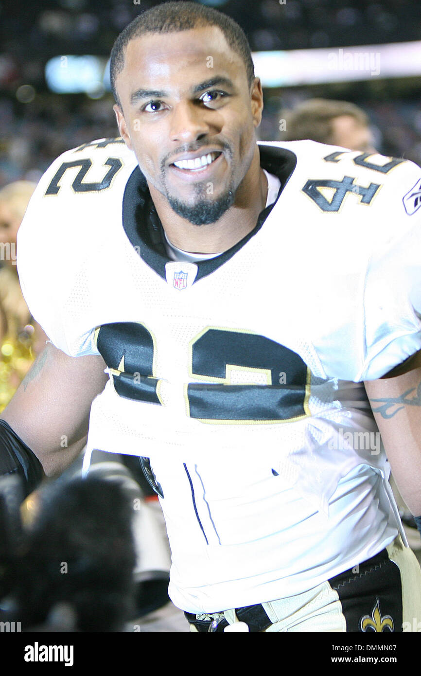 Sharper image hi-res stock photography and images - Alamy