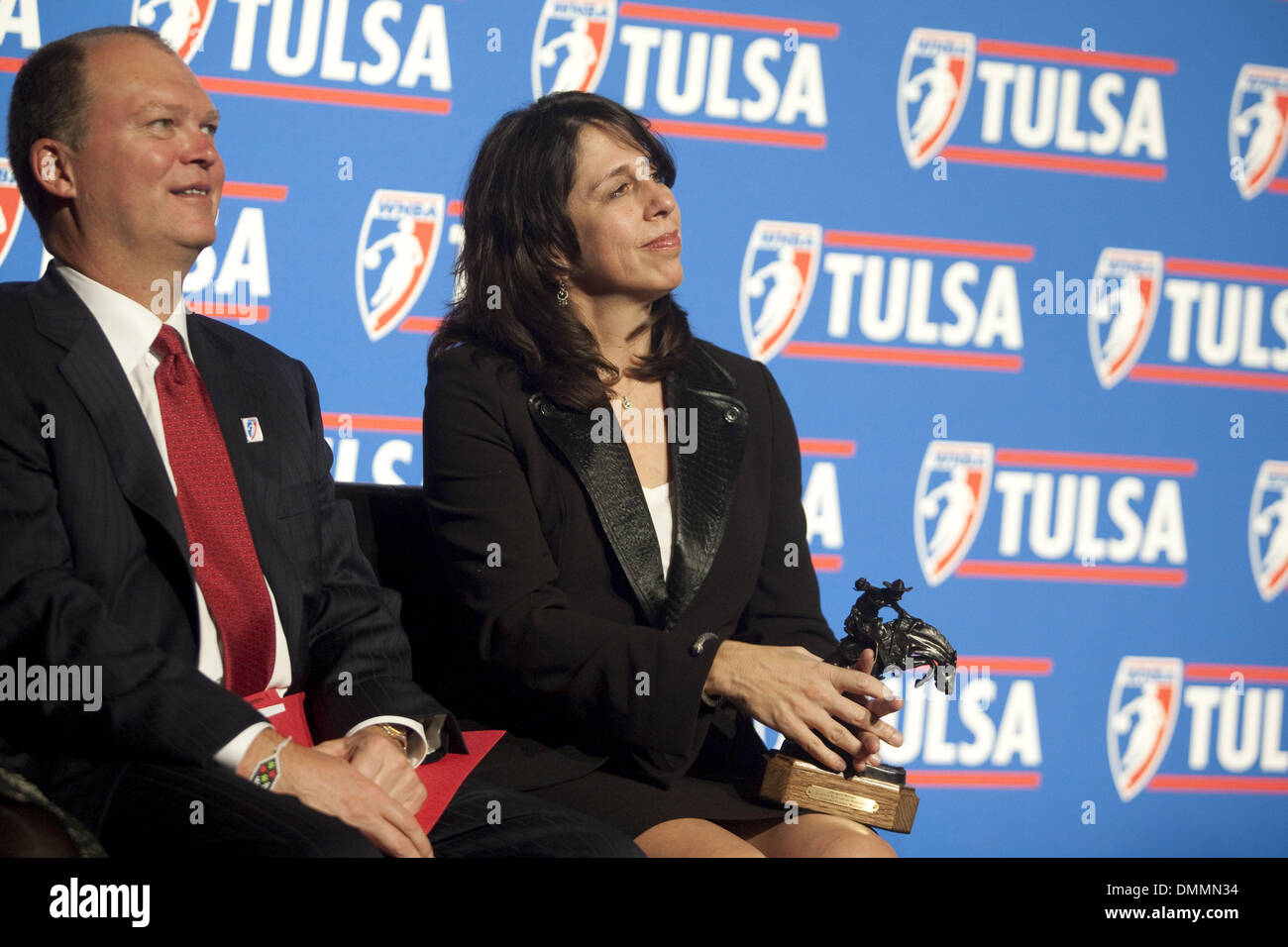 Hotel bill shock hi-res stock photography and images - Alamy