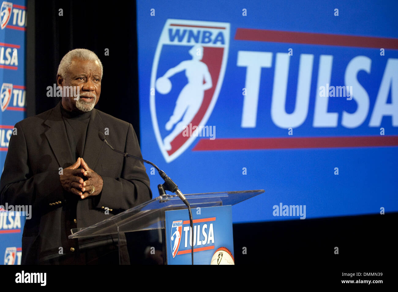 Oct 20, 2009 - Tulsa, Oklahoma, USA - WNBA Tulsa Coach NOLAN RICHARDSON ...