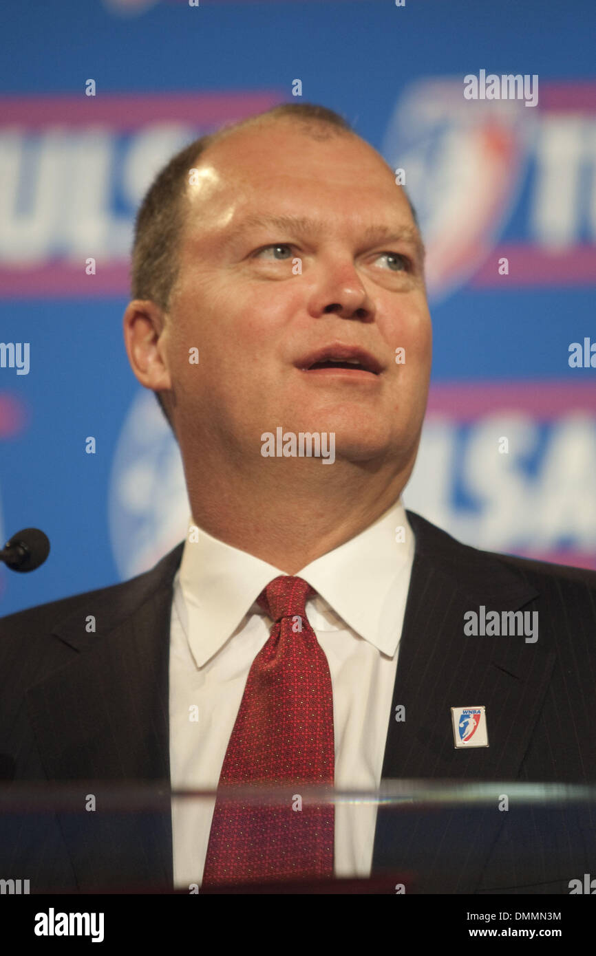 Hotel bill shock hi-res stock photography and images - Alamy