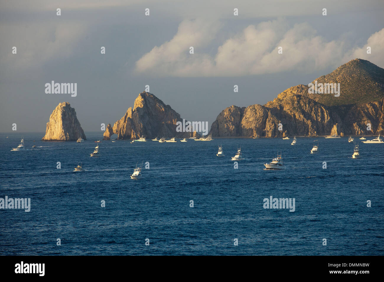 Oct 22, 2009 - Cabo San Lucas, Baja, Mexico - Boats depart on day one ...