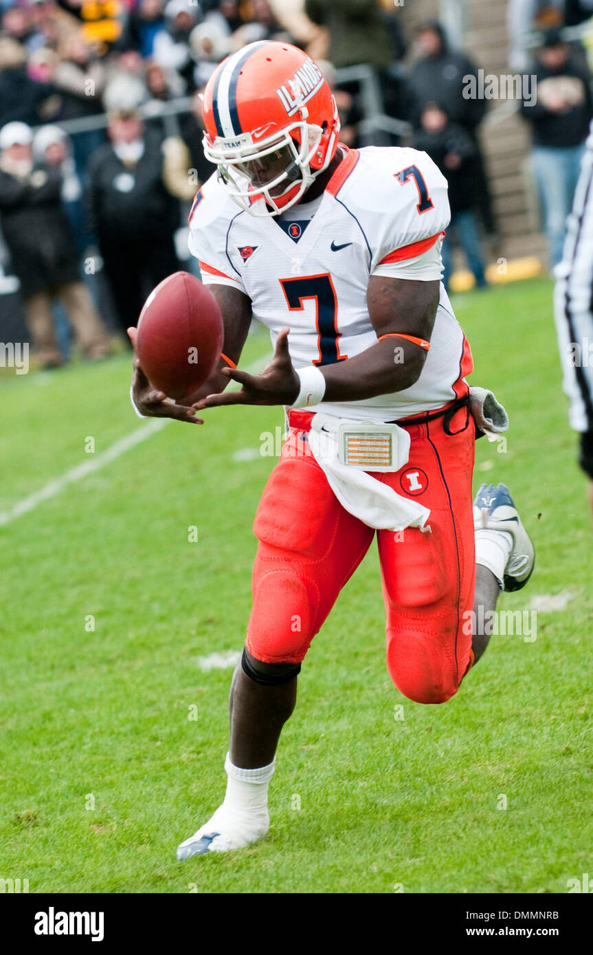 25 October 2009: Illinois vs Purdue Boilermakers .(7) Juice Williams ...