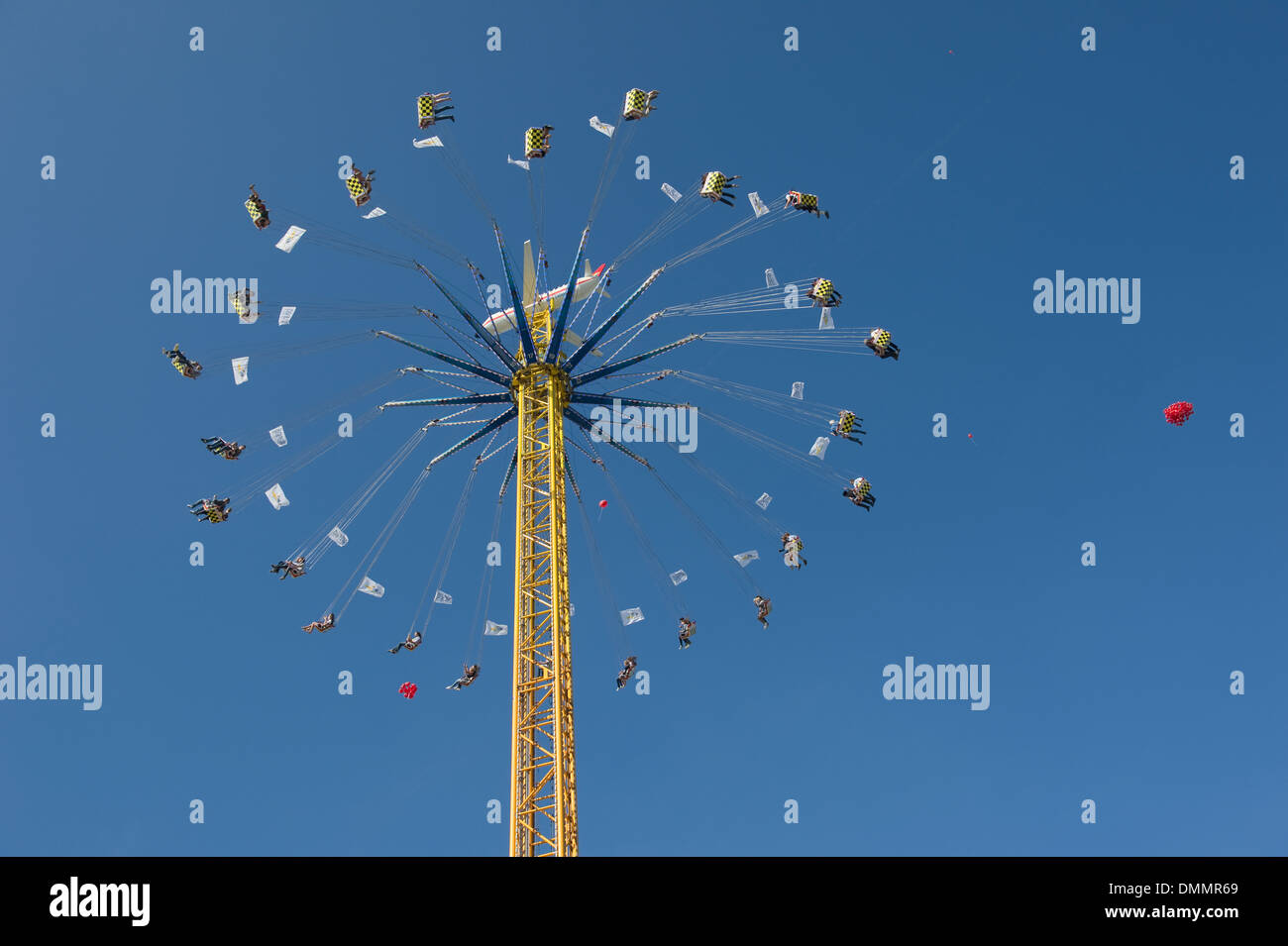 Swing carousel at the oktoberfest hi-res stock photography and images ...