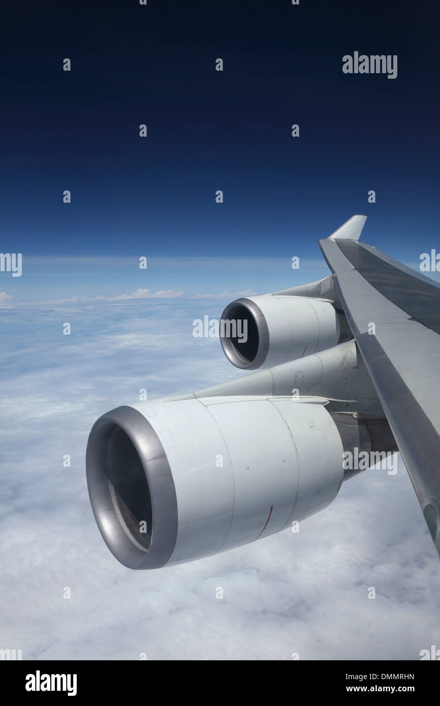 Jumbo jet, Boeing 747 in mid-air, view to jet engine Stock Photo - Alamy