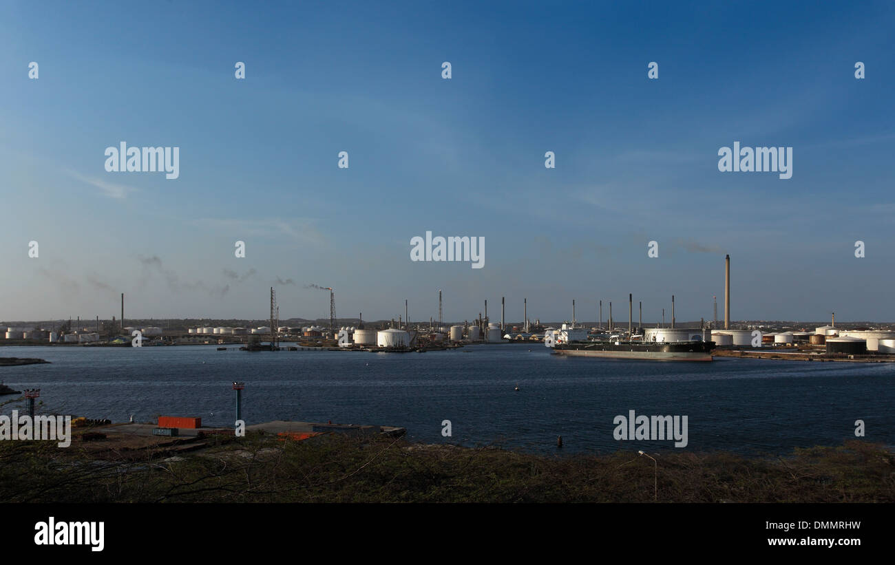 Curacao pollution hi-res stock photography and images - Alamy