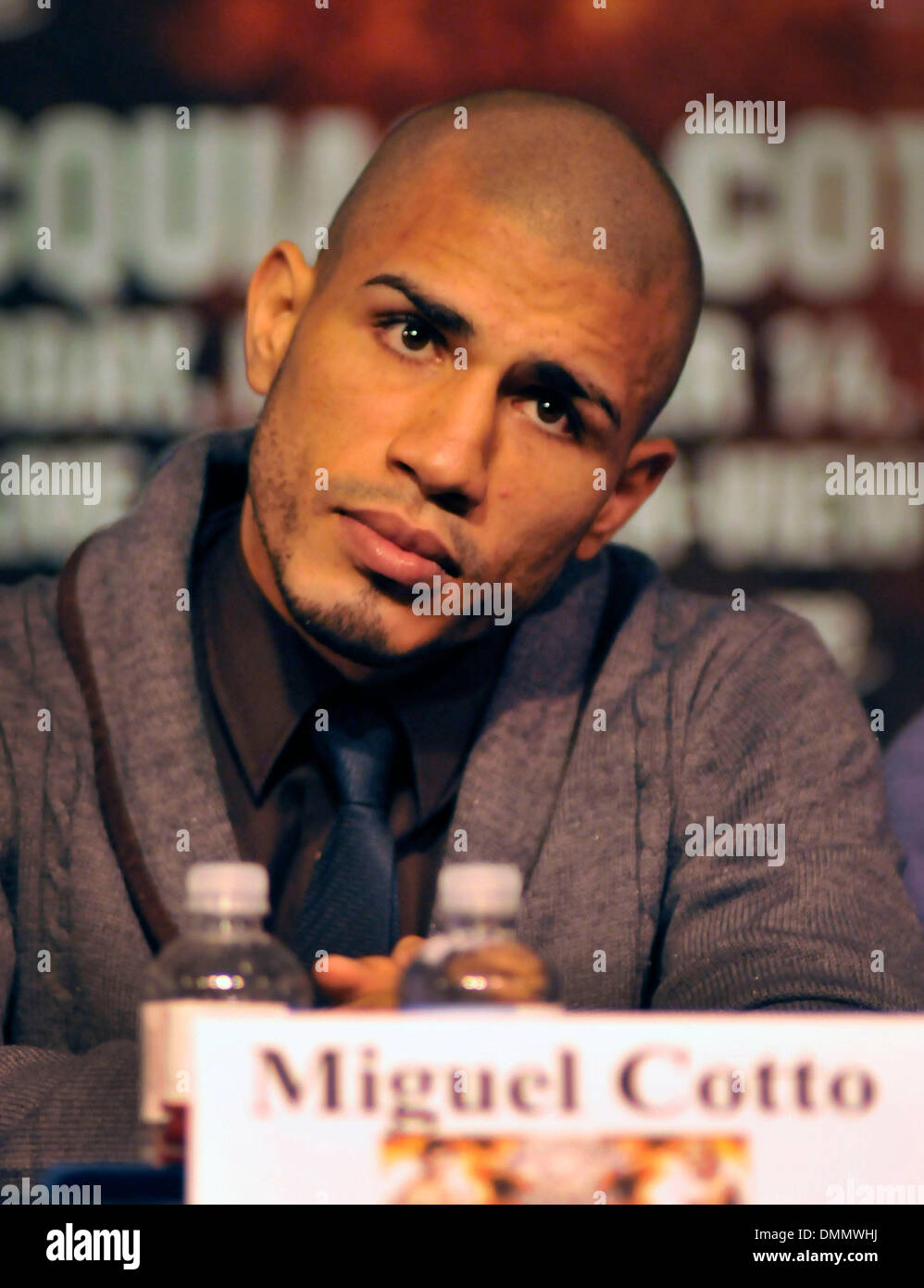 Manny pacquiao cotto hi-res stock photography and images - Alamy