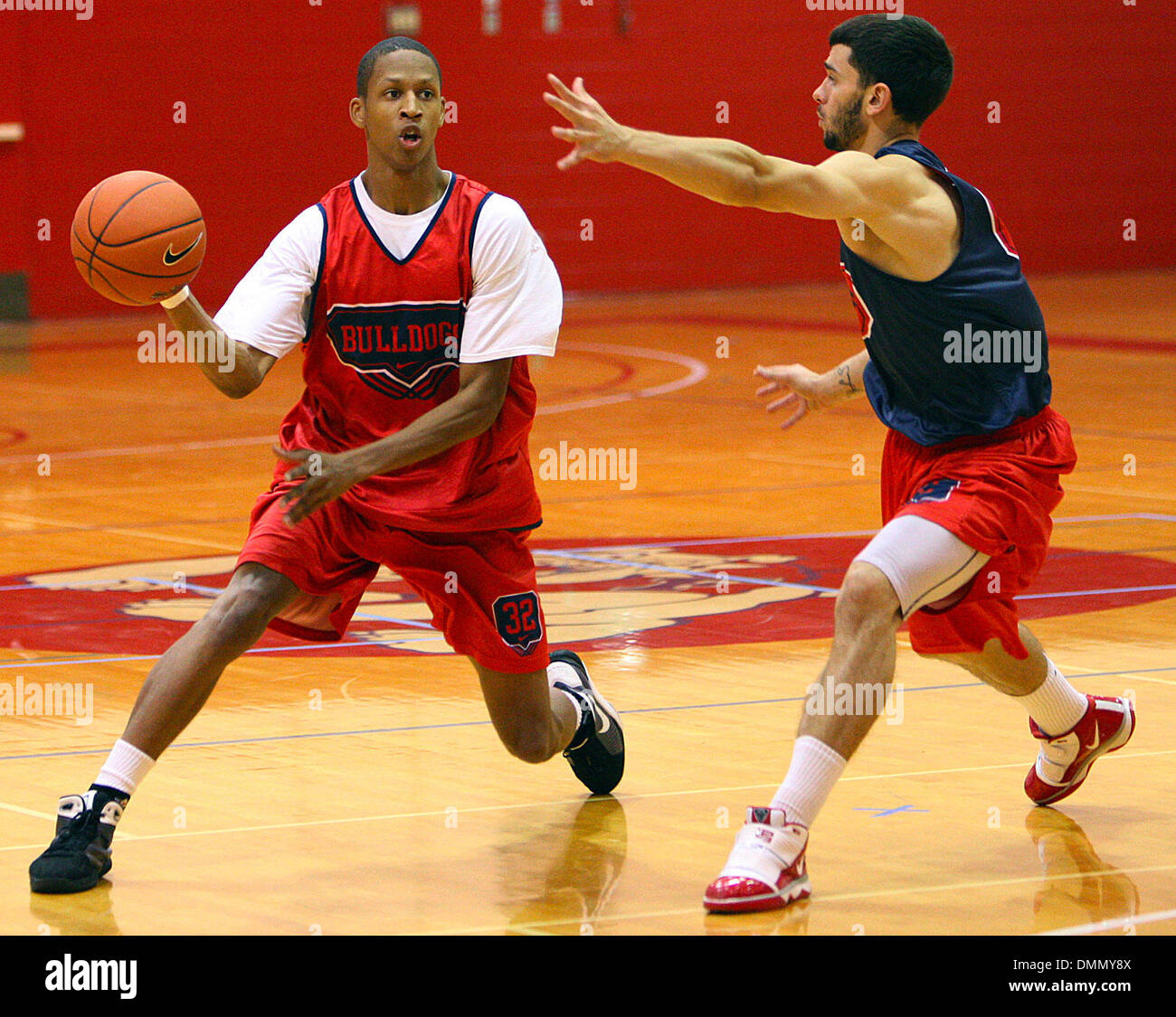 Bball practice hi-res stock photography and images - Alamy