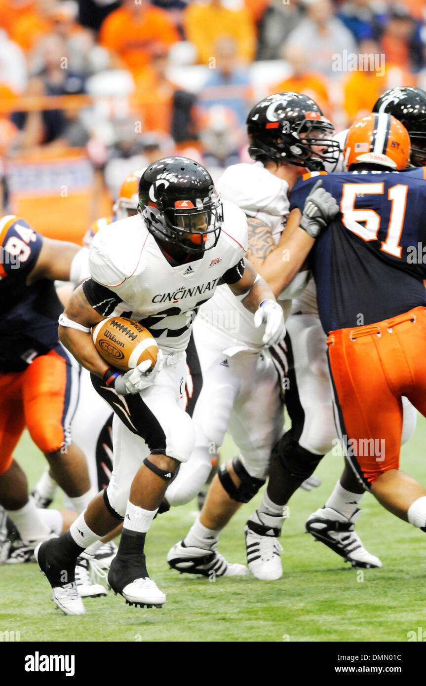 Isaiah pead hi-res stock photography and images - Alamy