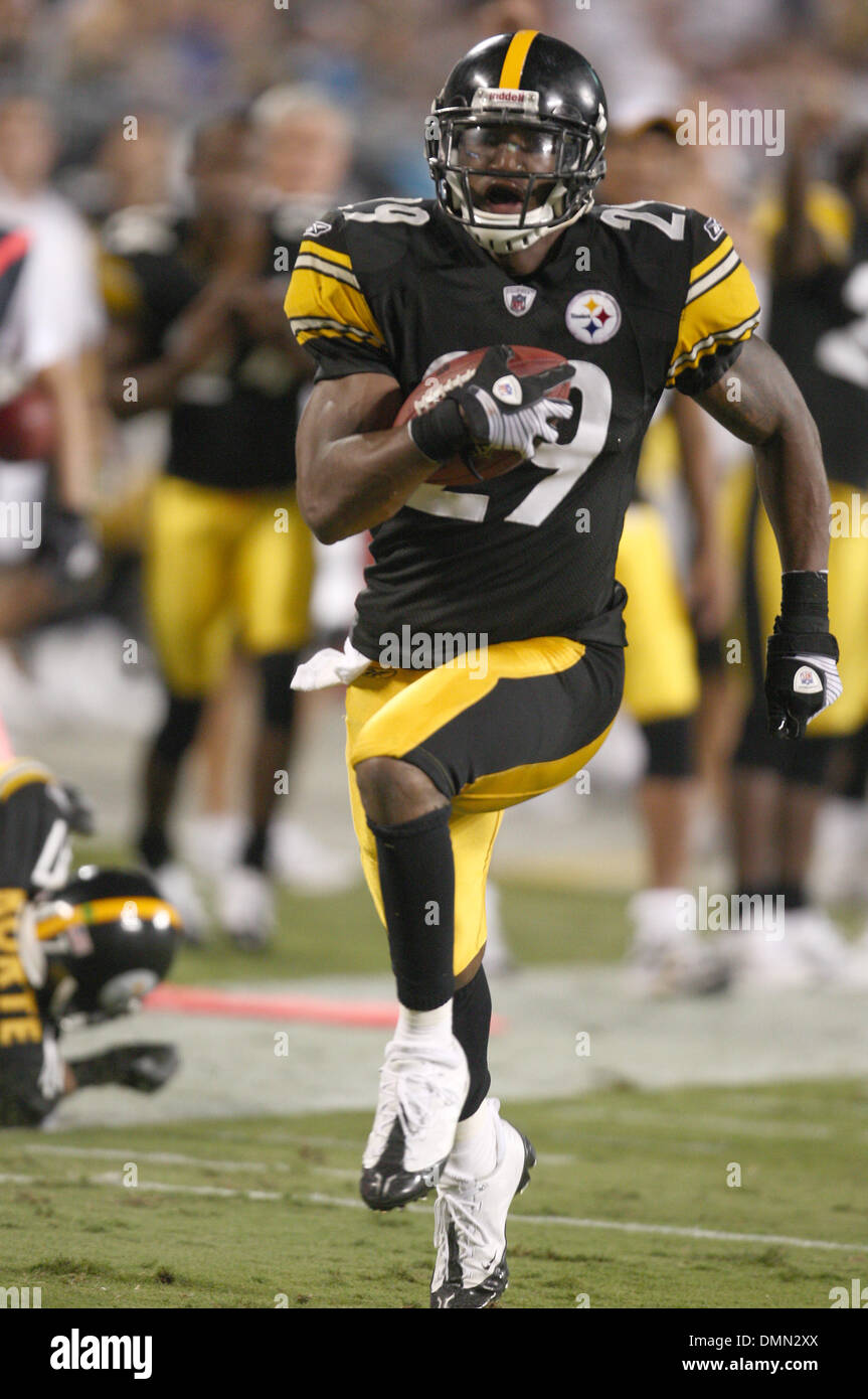 Ryan mundy hi-res stock photography and images - Alamy