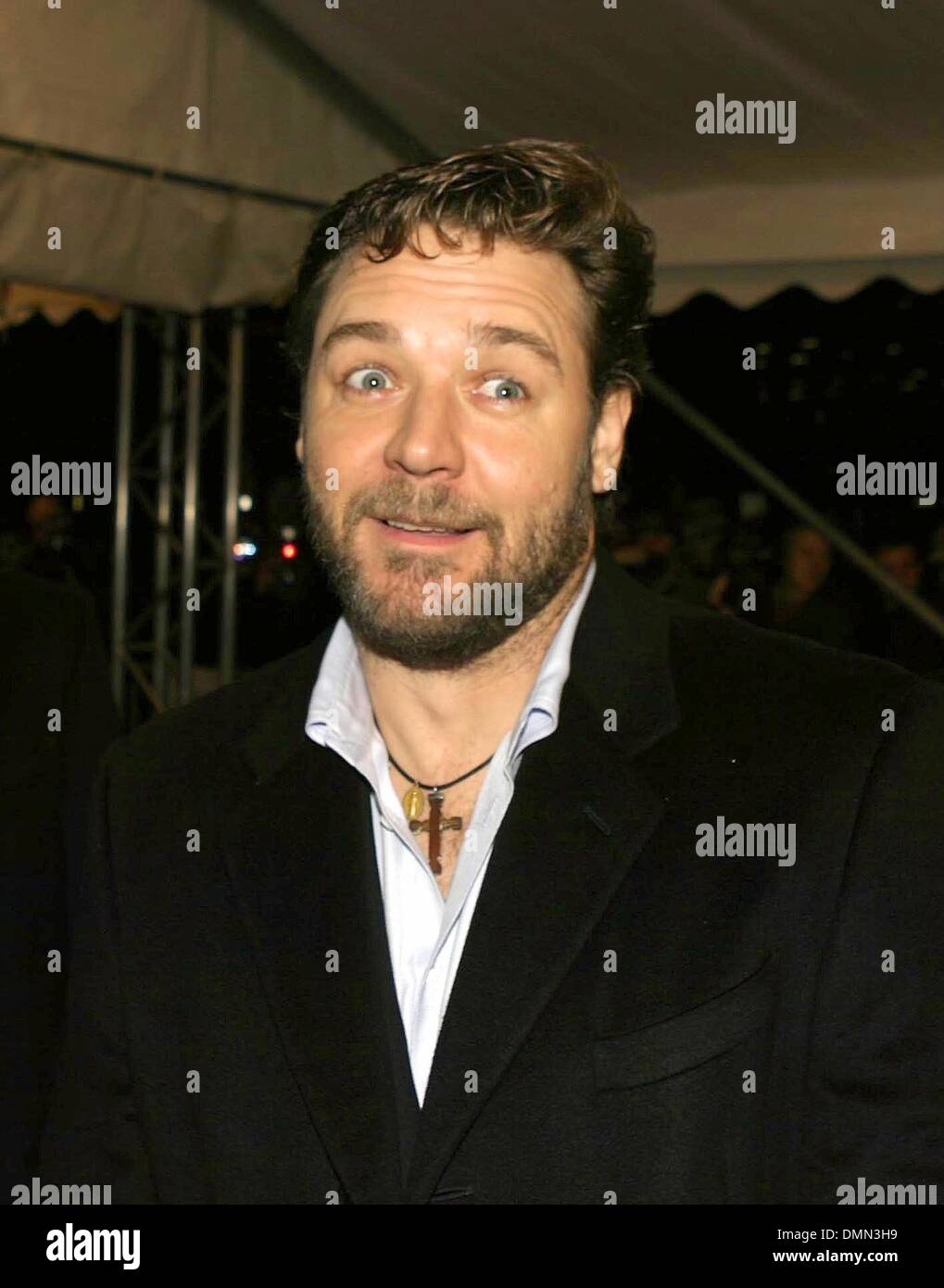 Russel Crowe at the premiere of "Master and Commander Stock Photo - Alamy