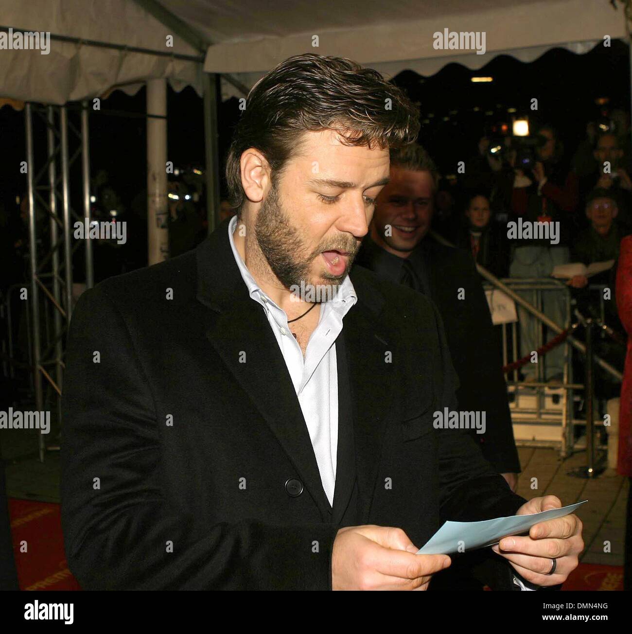 Russel Crowe at the premiere of "Master and Commander Stock Photo - Alamy