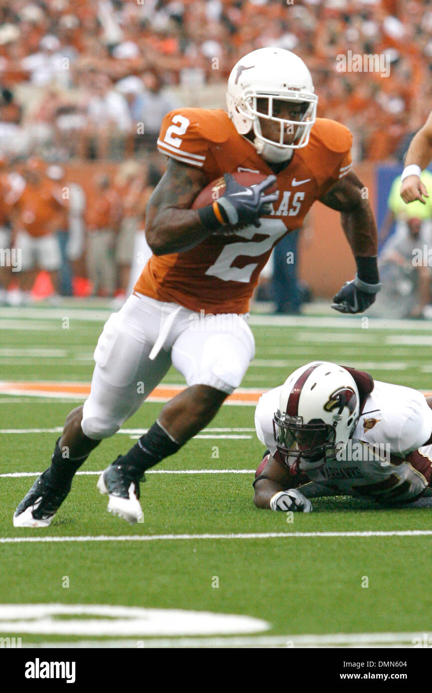 04 SEP 2009: Longhorns running back Vondrell McGee scampers for first ...