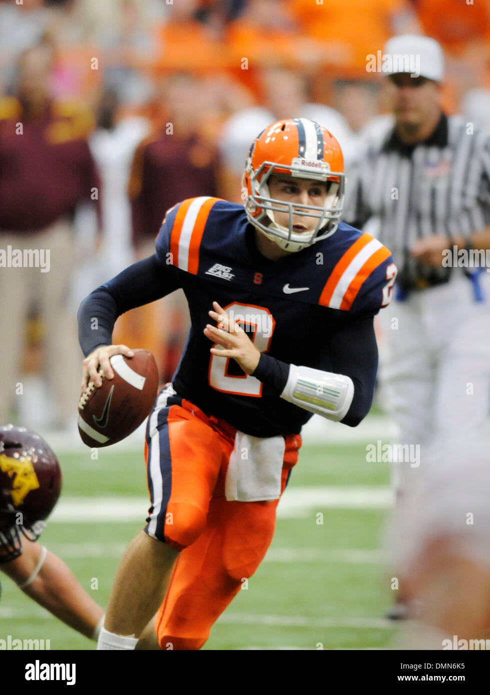 September 5, 2009: Syracuse quarterback Greg Paulus (#2) in action ...