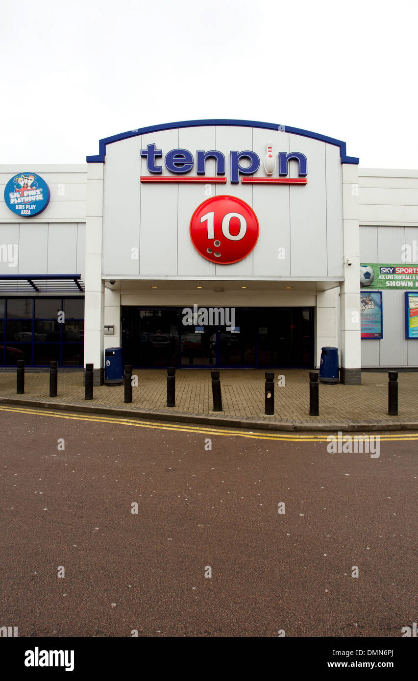 Tenpin High Resolution Stock Photography and Images - Alamy