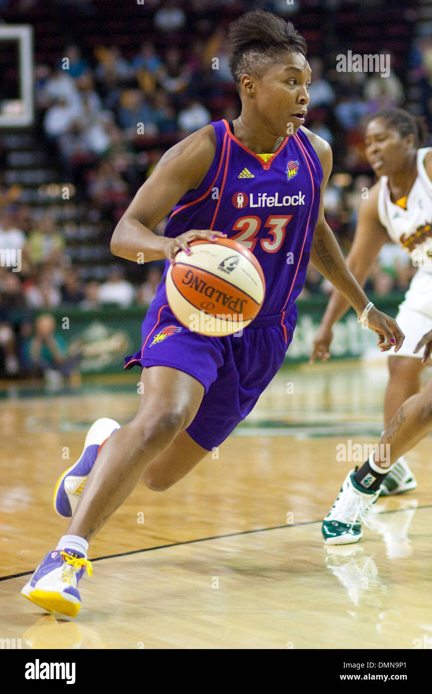 Cappie pondexter hi-res stock photography and images - Alamy