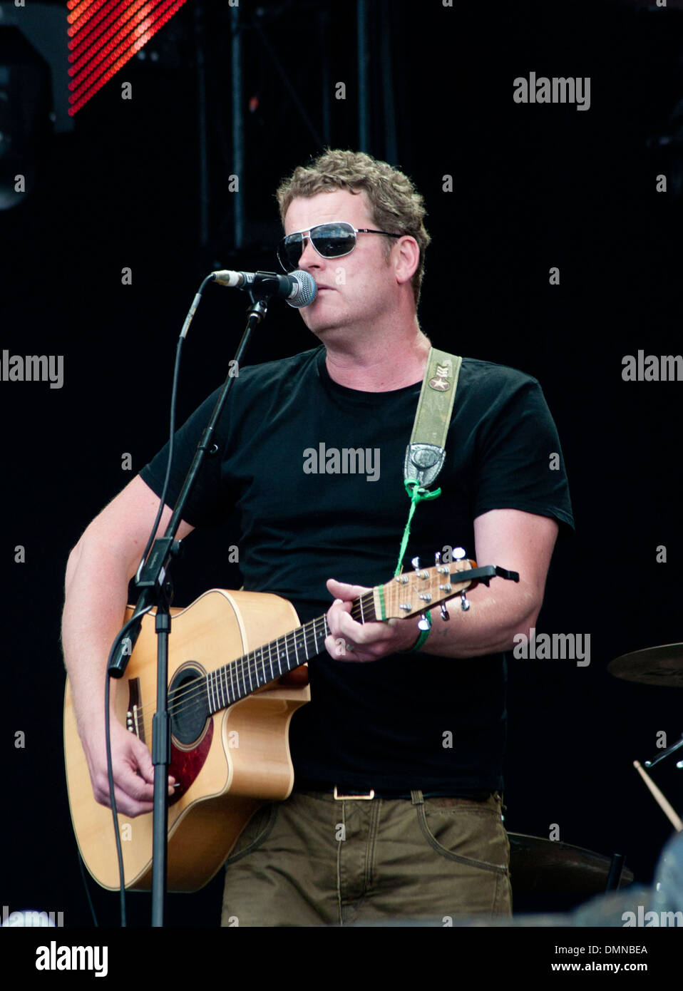 Singer nigel clark hi-res stock photography and images - Alamy