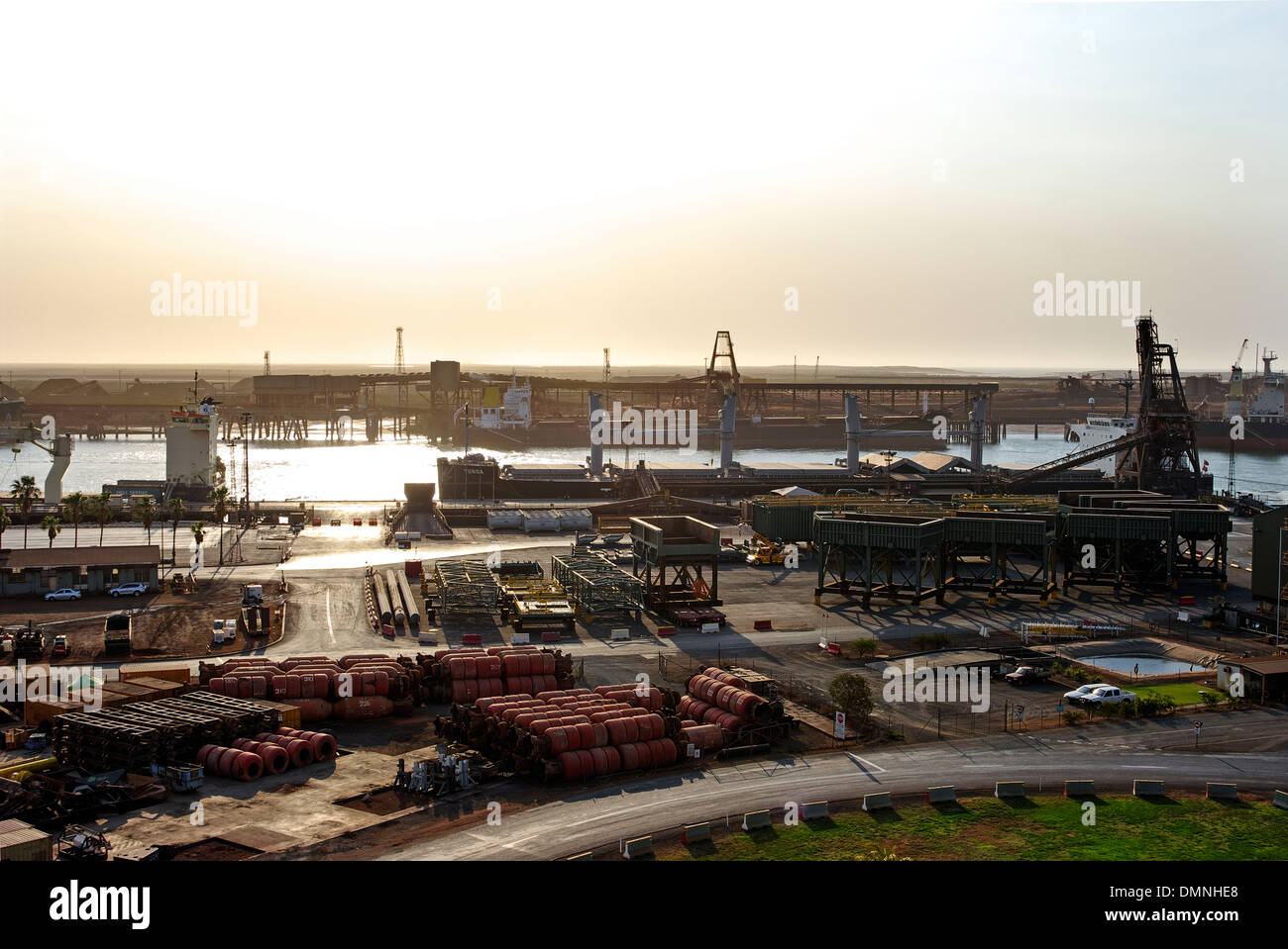Loading ships at Port Hedland, Western Australia Stock Photo - Alamy