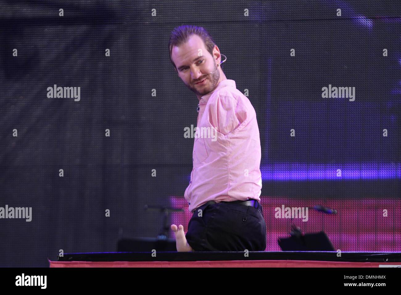 Nick Vujicic Preaching