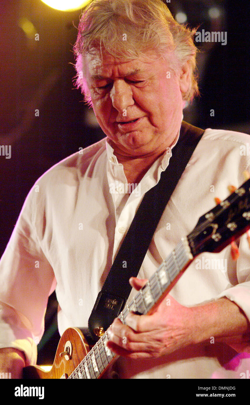 Mick Ralphs's Instagram, Twitter & Facebook on IDCrawl