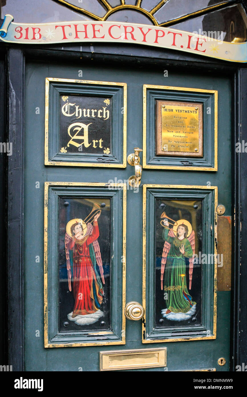 Entry crypt hi-res stock photography and images - Alamy