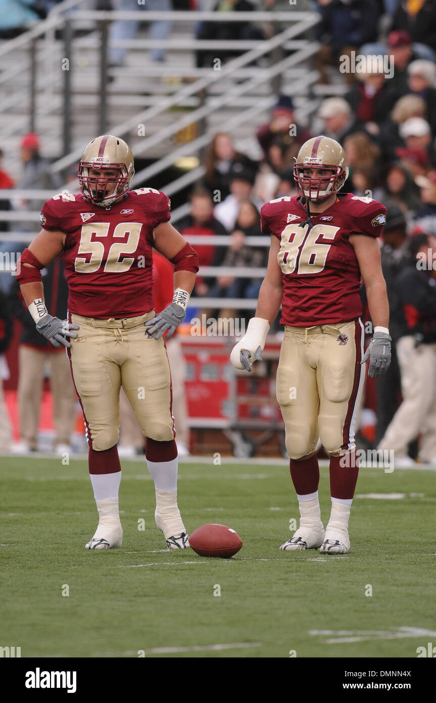 Oct. 17, 2009 - Chestnut Hill, Massachusetts, U.S - 17 October 2009 ...